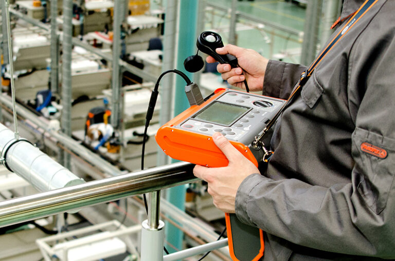 LED illuminance measurements by using Sonel LXP light meters - Sonel.sg