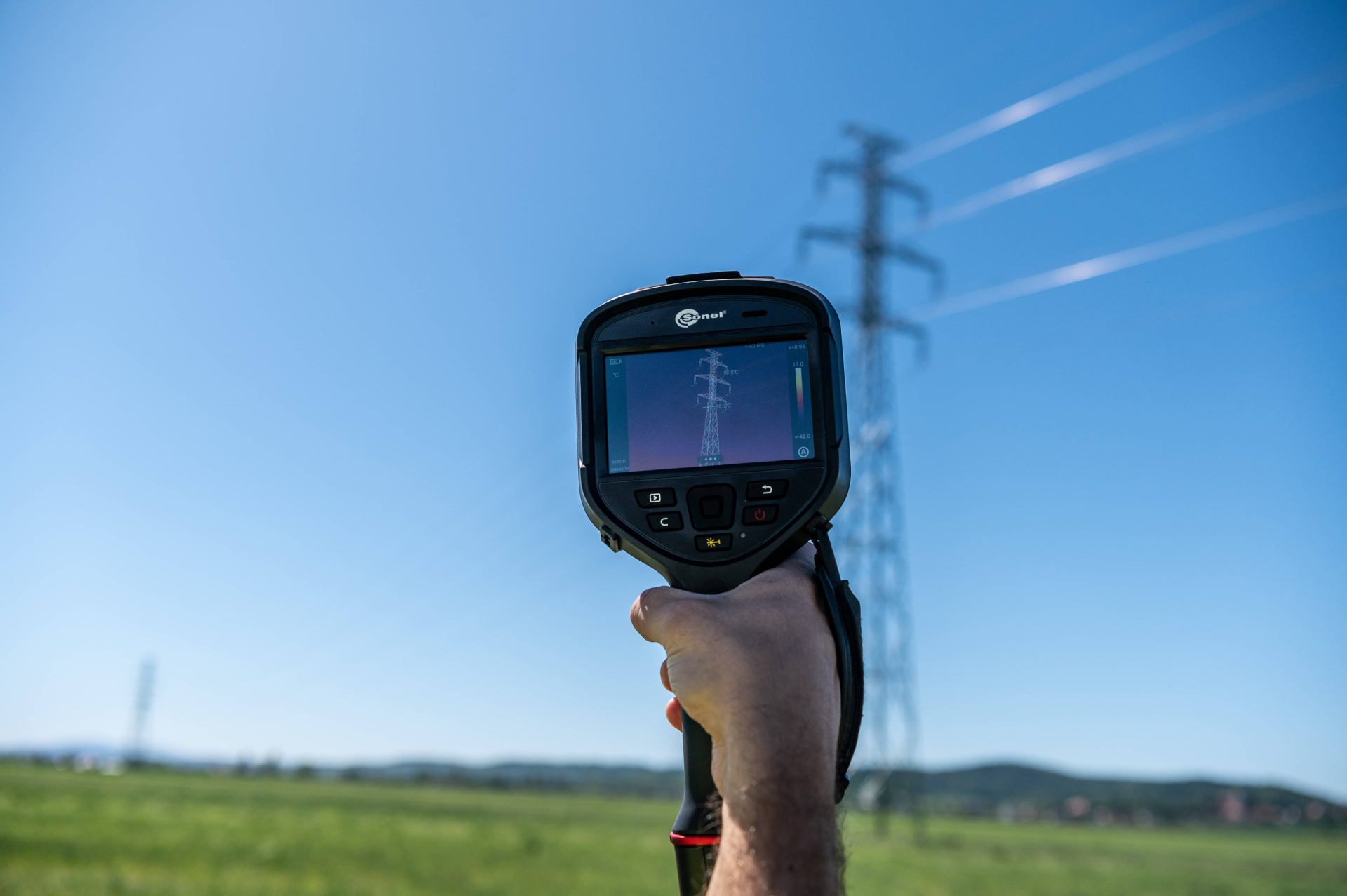 See more with the new Sonel KT series 500 cameras - Sonel.sg